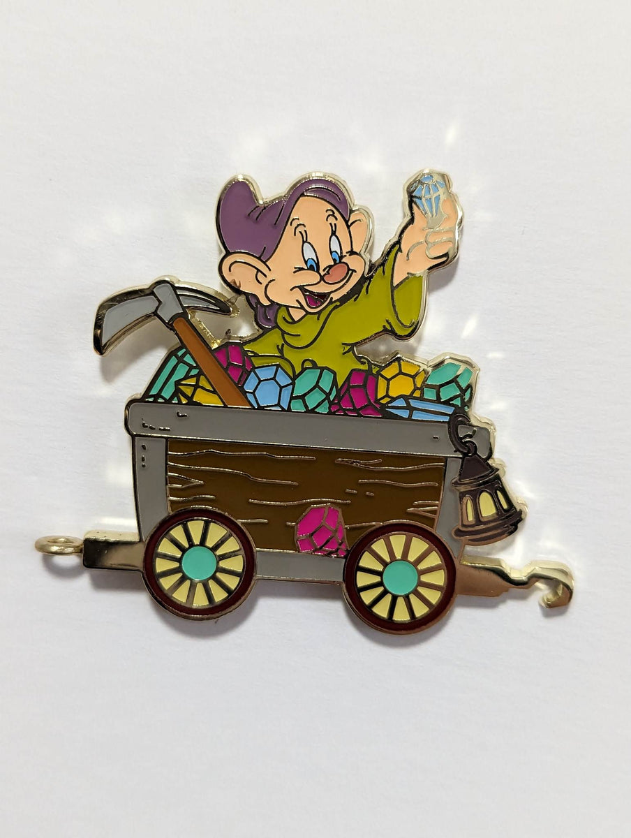 Snow White - Train - Dopey Mystery Set Train – Canada's Disney Connection