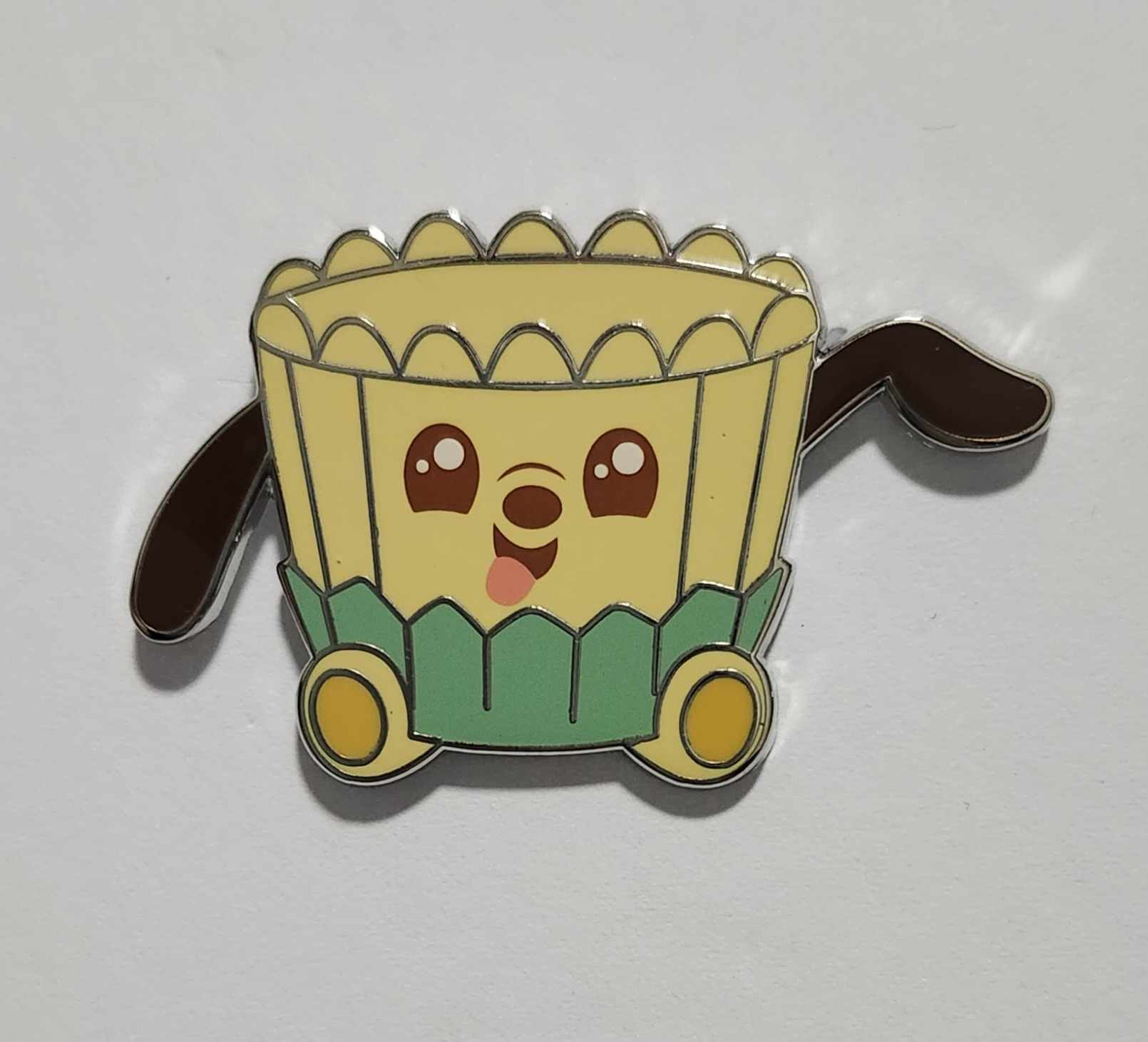 Pluto Munchling – Canada's Disney Connection