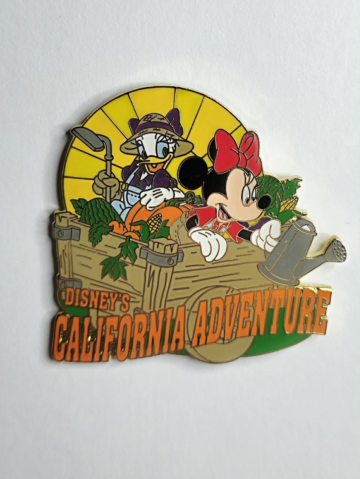 Minnie Mouse and Daisy Duck - Disney's California Adventure – Canada's ...