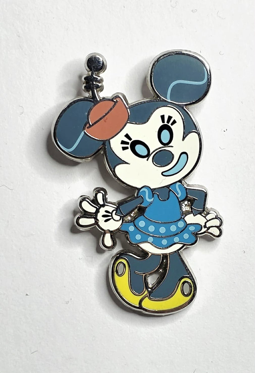 Minnie Robot – Canada's Disney Connection