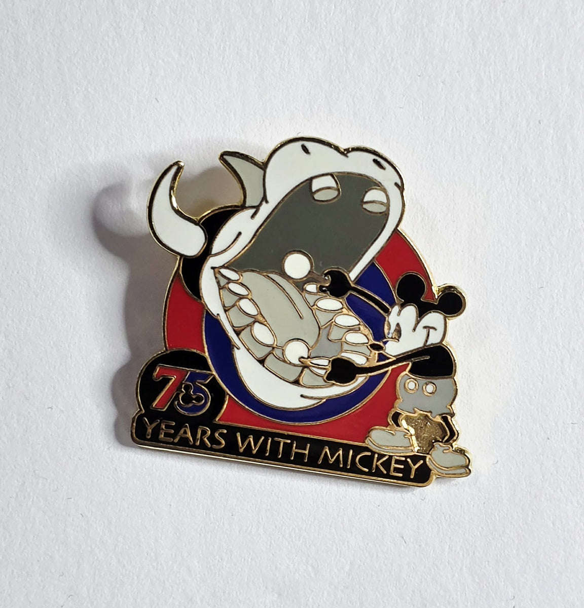 Disney 75 Years With Mickey Mouse – Canada's Disney Connection